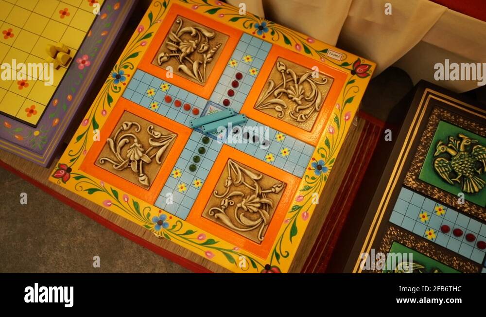 pachisi-traditional-indian-board-game-1 Stock Video Footage - Alamy