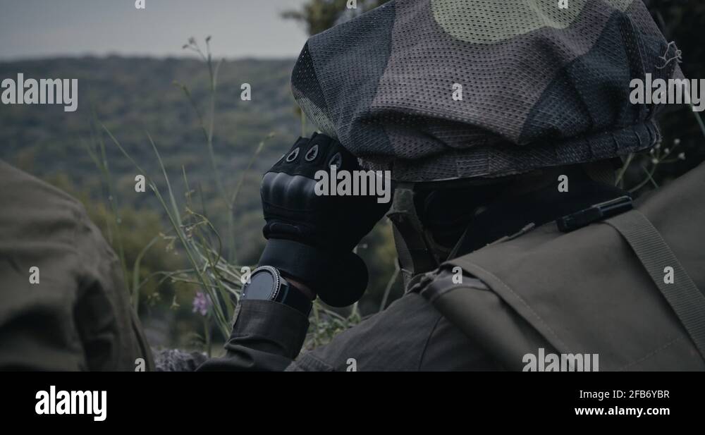Israeli soldiers in a surveillance and reconnaissance mission using ...