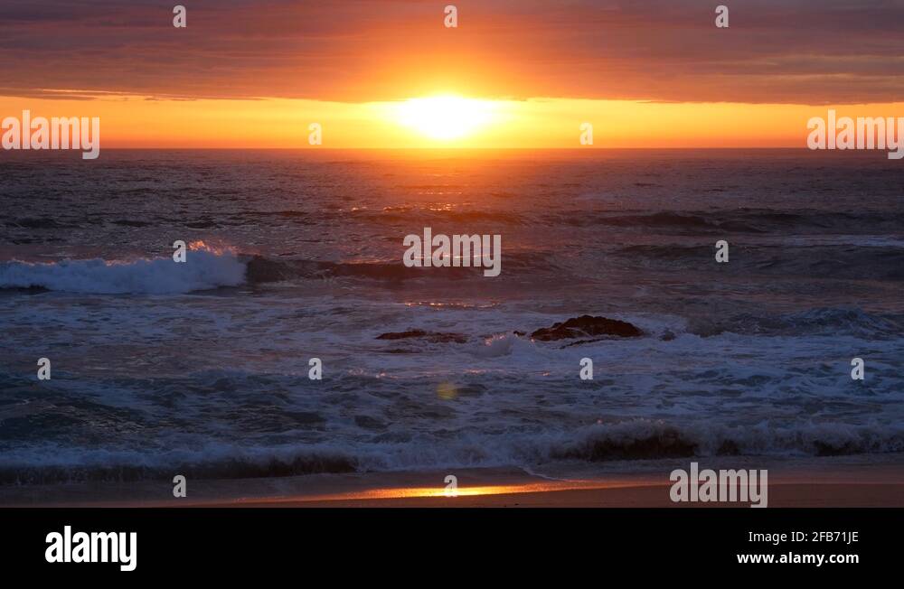 Sun setting reflecting on the water Stock Videos & Footage - HD and 4K ...