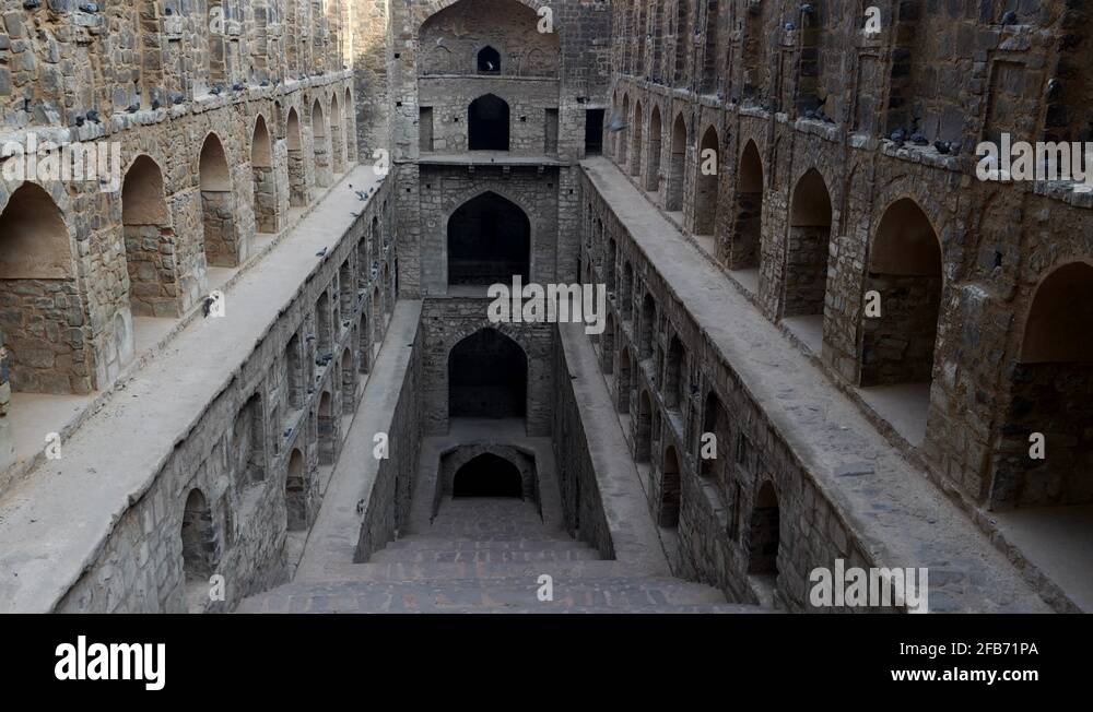 Stepwell delhi Stock Videos & Footage - HD and 4K Video Clips - Alamy