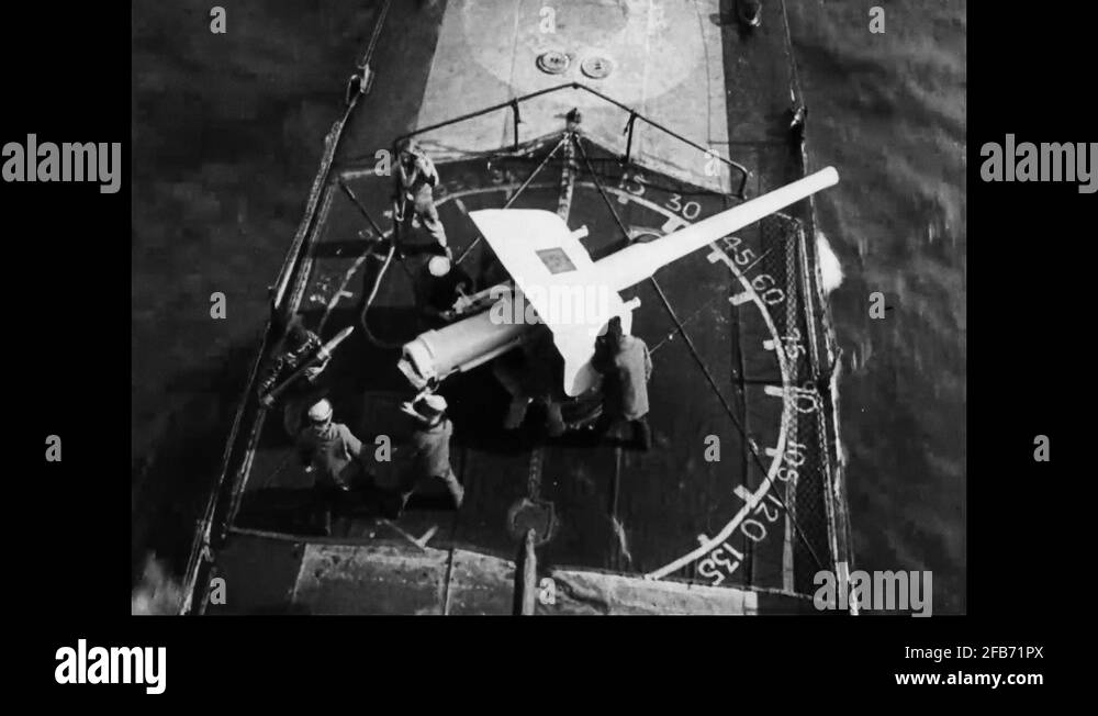 Loading cannon Stock Videos & Footage - HD and 4K Video Clips - Alamy