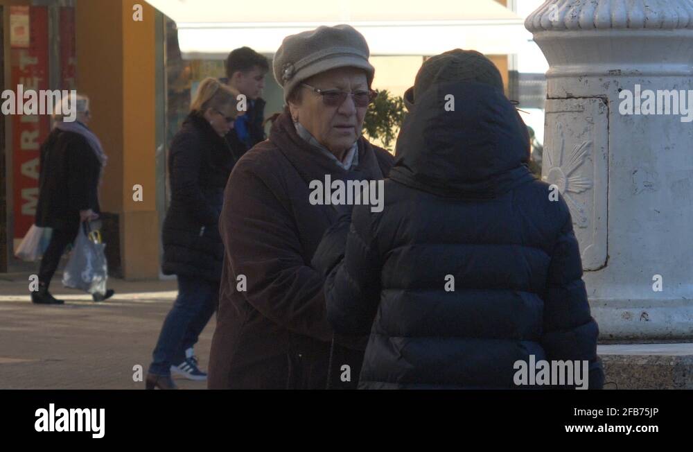 Horseman talking Stock Videos & Footage - HD and 4K Video Clips - Alamy