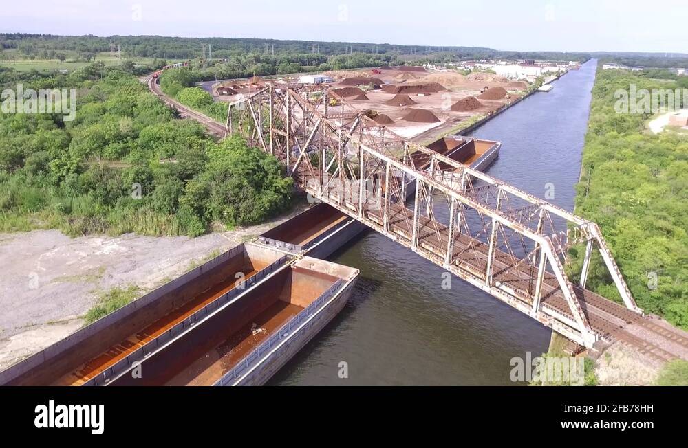 Canal over river Stock Videos & Footage - HD and 4K Video Clips - Alamy