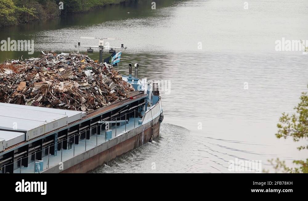 Transporting bargees Stock Videos & Footage - HD and 4K Video Clips - Alamy