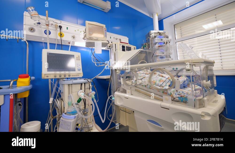 Neonatal incubator Stock Videos & Footage - HD and 4K Video Clips - Alamy