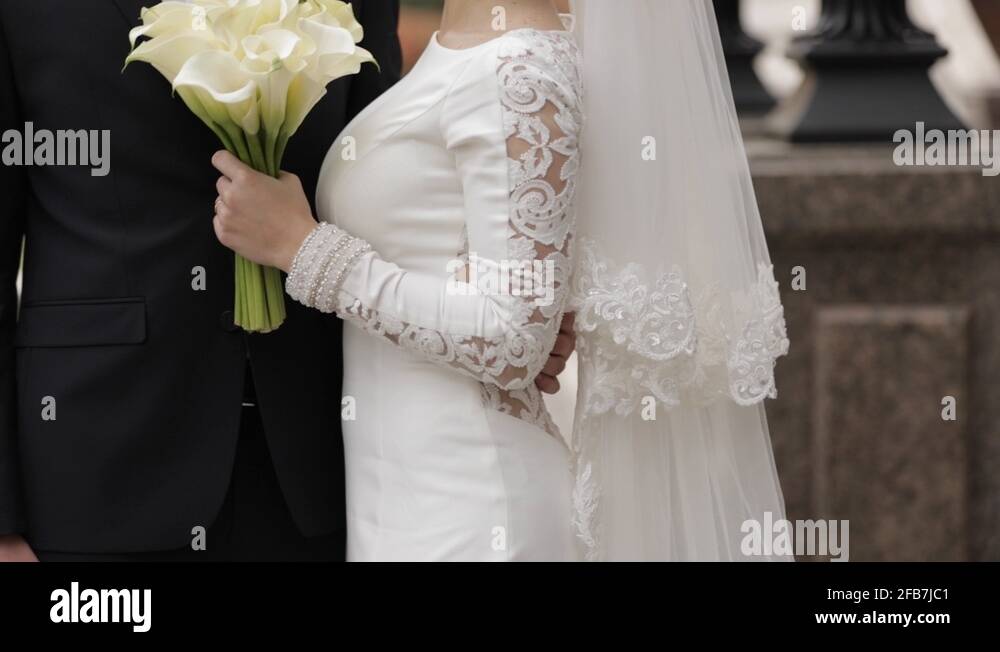 Stylish couple in wedding clothes spand time togethe in their wedding ...