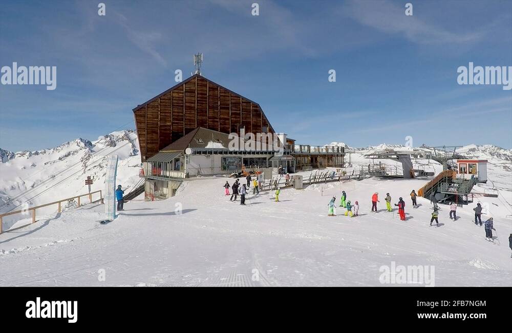 Senales val senales Stock Videos & Footage - HD and 4K Video Clips - Alamy