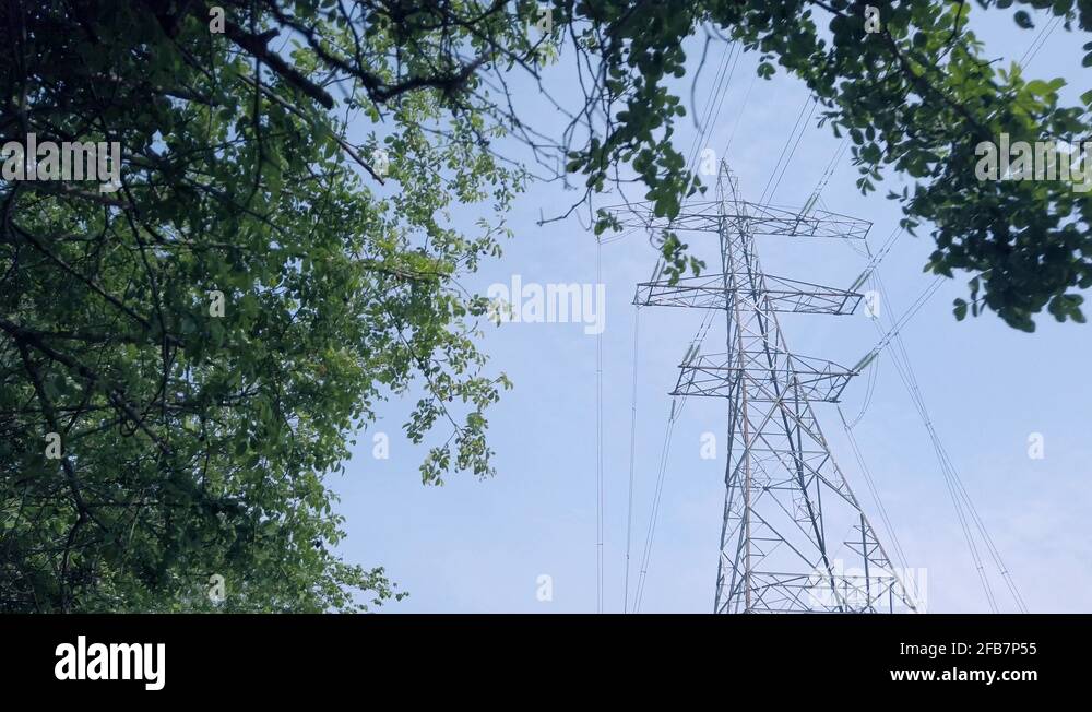 Uk pylon Stock Videos & Footage - HD and 4K Video Clips - Alamy