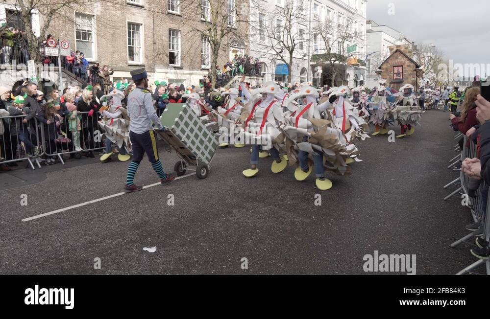 Kids marching in st Stock Videos & Footage - HD and 4K Video Clips - Alamy