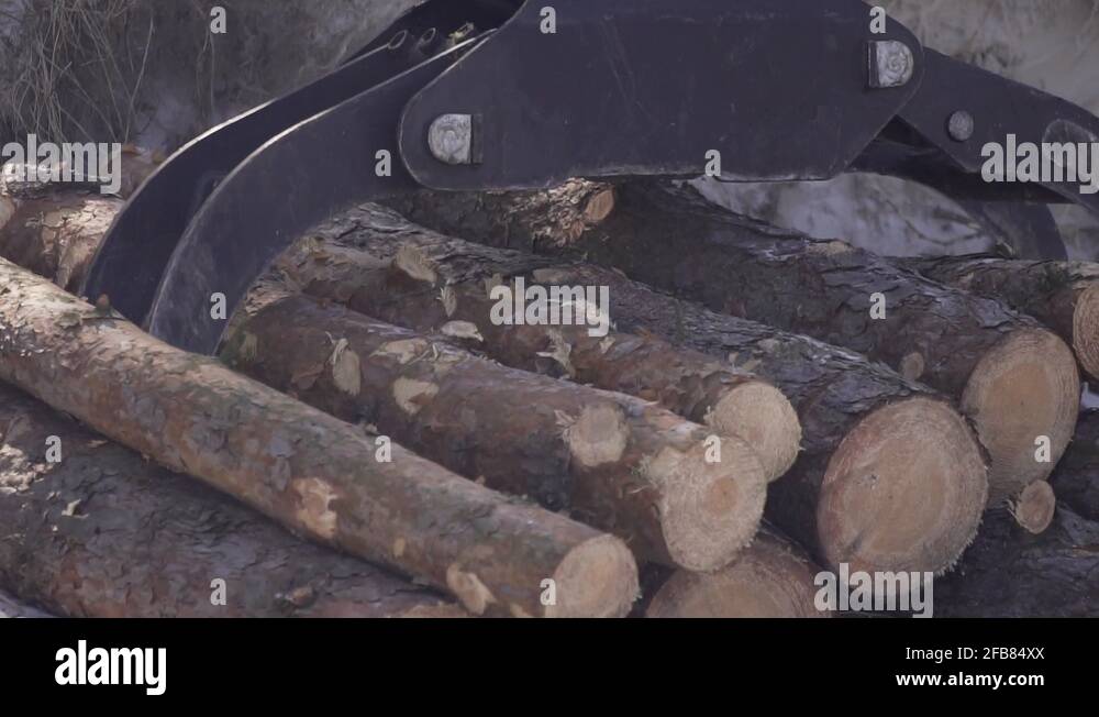 Lifting claw Stock Videos & Footage - HD and 4K Video Clips - Alamy