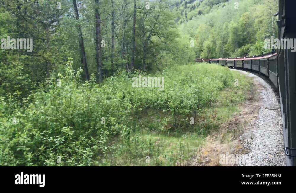 Train curve Stock Videos & Footage - HD and 4K Video Clips - Alamy