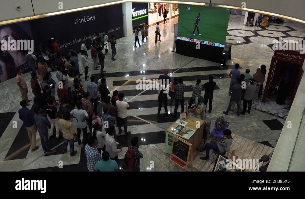 Ipl cricket Stock Videos & Footage - HD and 4K Video Clips - Alamy