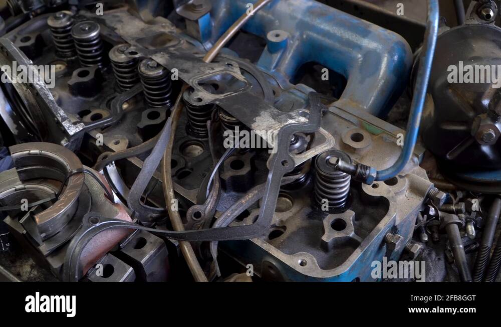 Piston motor engines Stock Videos & Footage - HD and 4K Video Clips - Alamy