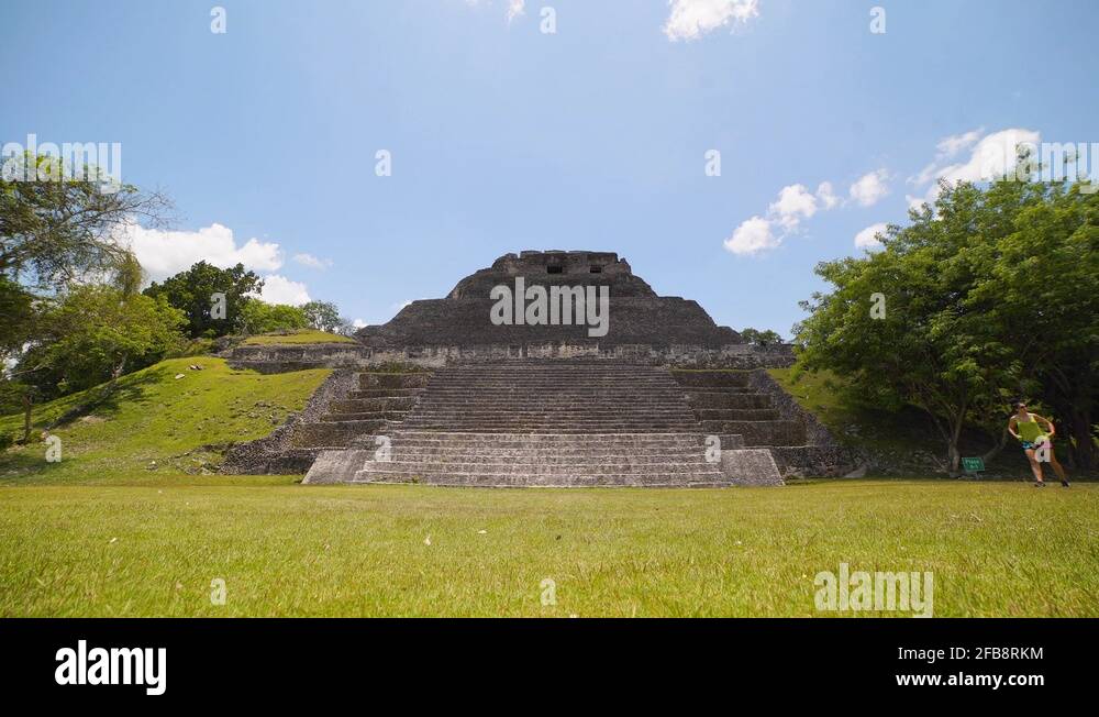 Mayan temple belize Stock Videos & Footage - HD and 4K Video Clips - Alamy