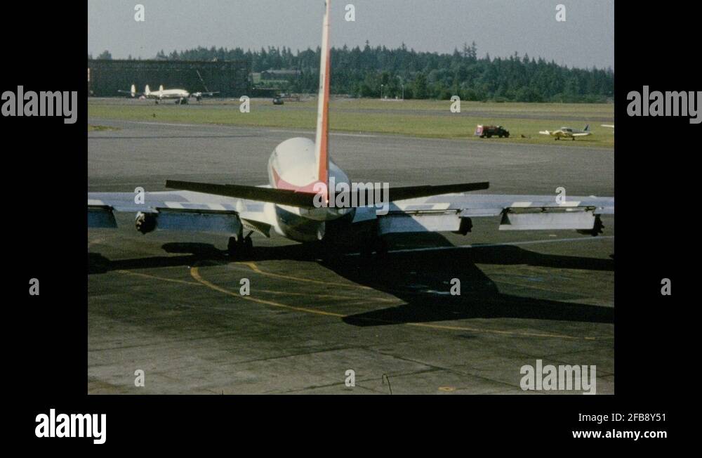 Boeing 720 Stock Videos & Footage - HD and 4K Video Clips - Alamy