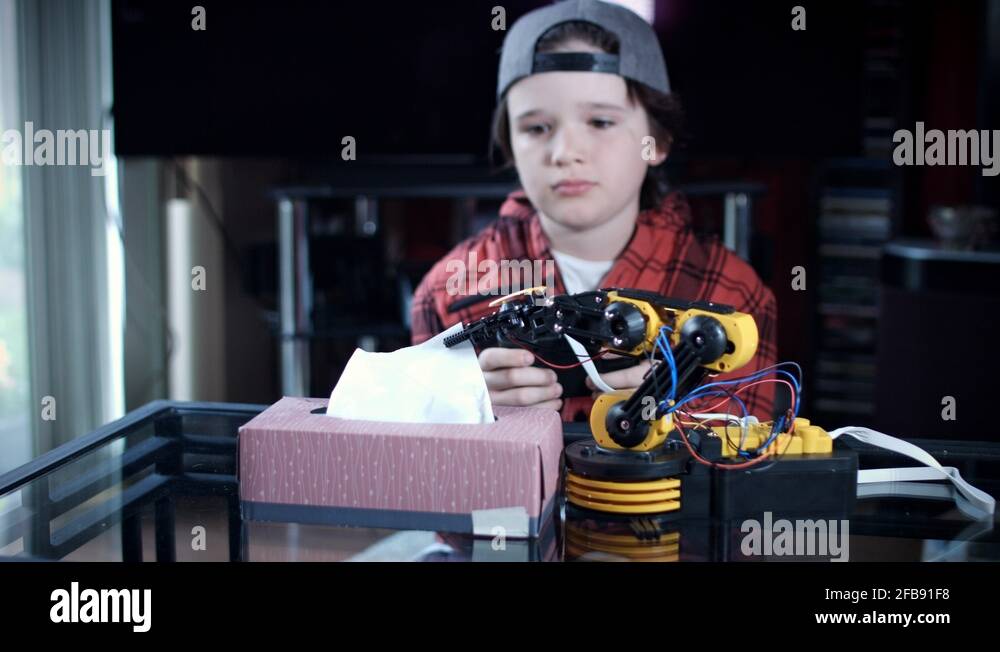 Robotic arm child Stock Videos & Footage - HD and 4K Video Clips - Alamy