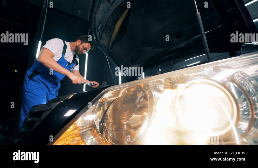 Car being fixed Stock Videos & Footage - HD and 4K Video Clips - Alamy