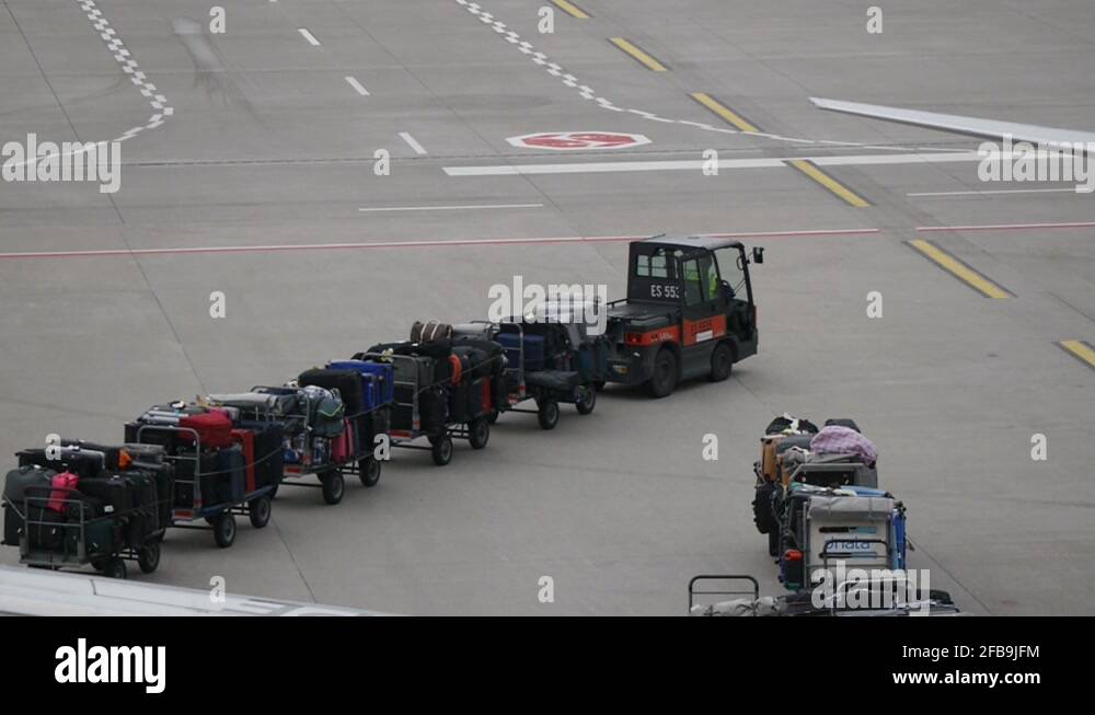 Car of plane Stock Videos & Footage - HD and 4K Video Clips - Alamy