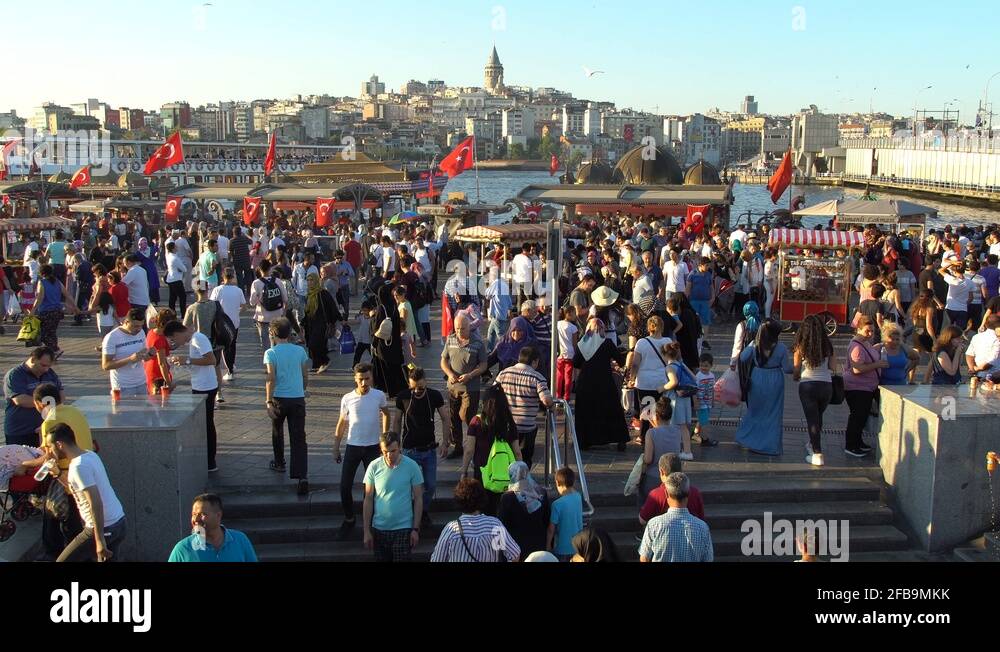 Crowd turkey Stock Videos & Footage - HD and 4K Video Clips - Alamy