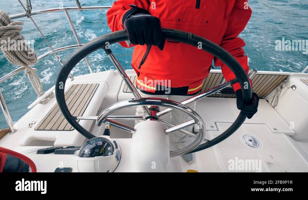 Boats steering wheel Stock Videos & Footage - HD and 4K Video Clips - Alamy