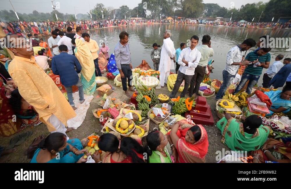 Big crowd of Hindu devotees celebrate and worship in Chat puja festival ...