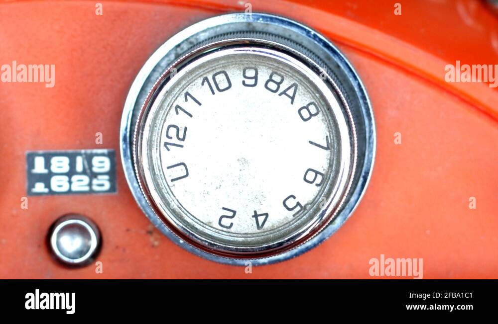 Program tv turn film tune retro watch media video vision search object ...