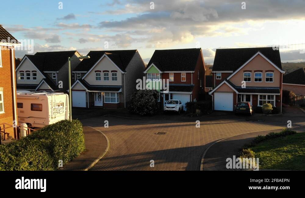 New build houses Stock Videos & Footage - HD and 4K Video Clips - Alamy
