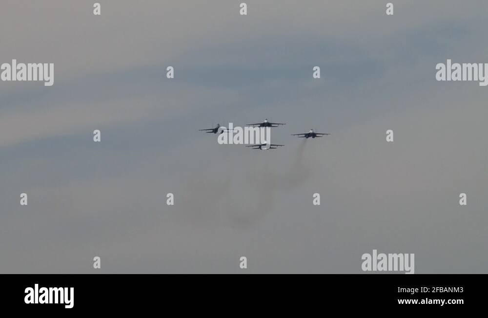 Universal aircraft Stock Videos & Footage - HD and 4K Video Clips - Alamy