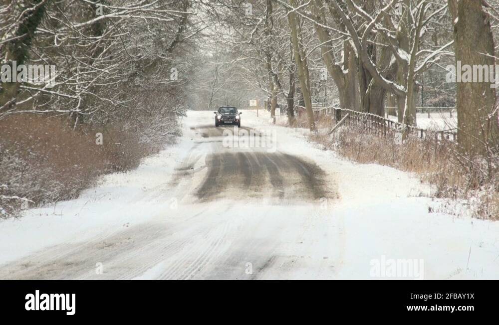 Car snow driving uk Stock Videos & Footage - HD and 4K Video Clips - Alamy