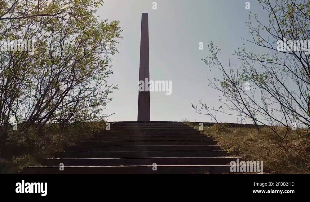 Trees with sun dial Stock Videos & Footage - HD and 4K Video Clips - Alamy