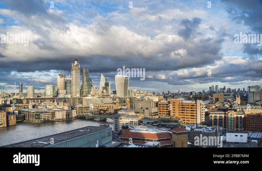 London financial district london offices Stock Videos & Footage - HD ...
