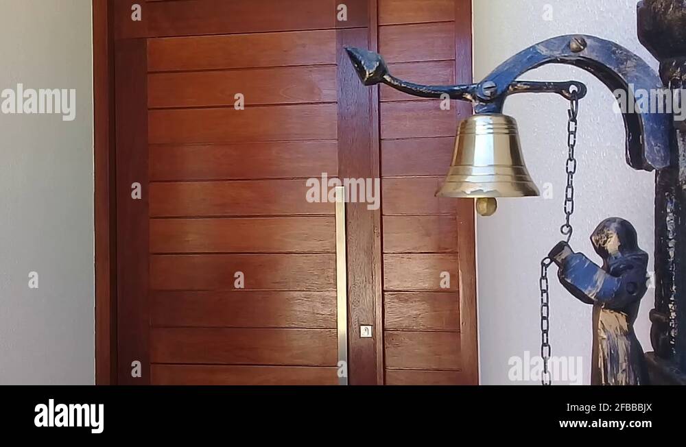 Ringing the front door bell Stock Videos & Footage - HD and 4K Video ...