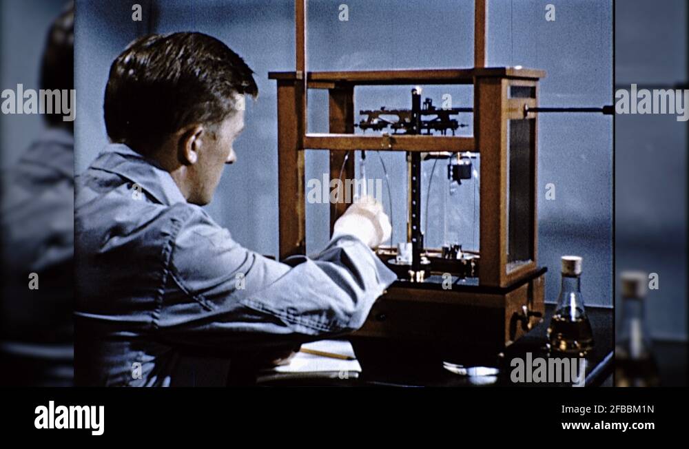 Man scale Stock Videos & Footage - HD and 4K Video Clips - Alamy