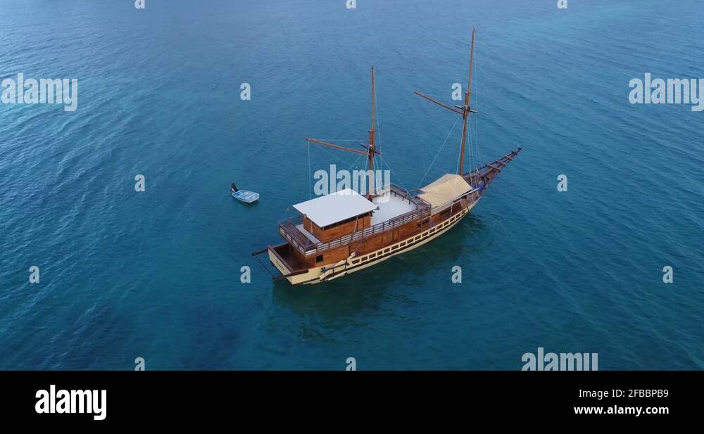 Traditional ship sea Stock Videos & Footage - HD and 4K Video Clips - Alamy