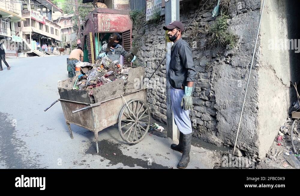 Sewer worker india Stock Videos & Footage - HD and 4K Video Clips - Alamy