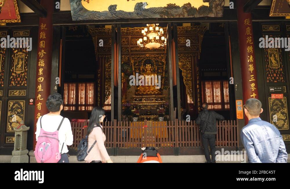 Bowing for Buddha in temple, China Stock Video Footage - Alamy