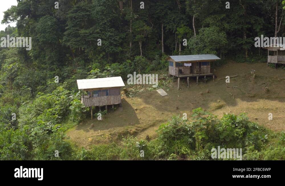 Village hut cameroon Stock Videos & Footage - HD and 4K Video Clips - Alamy