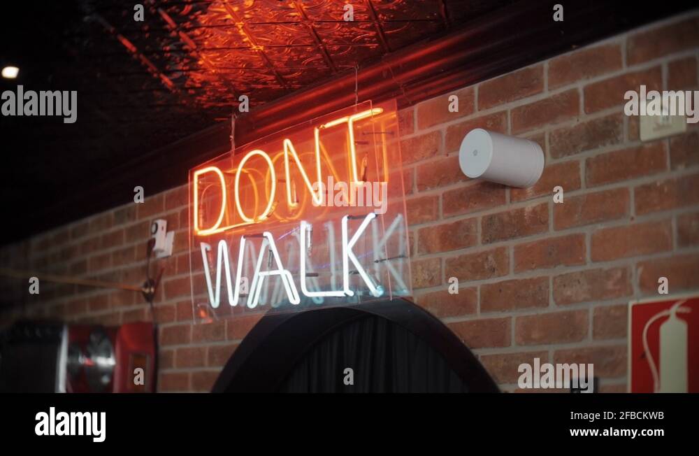 Red dont walk sign Stock Videos & Footage - HD and 4K Video Clips - Alamy