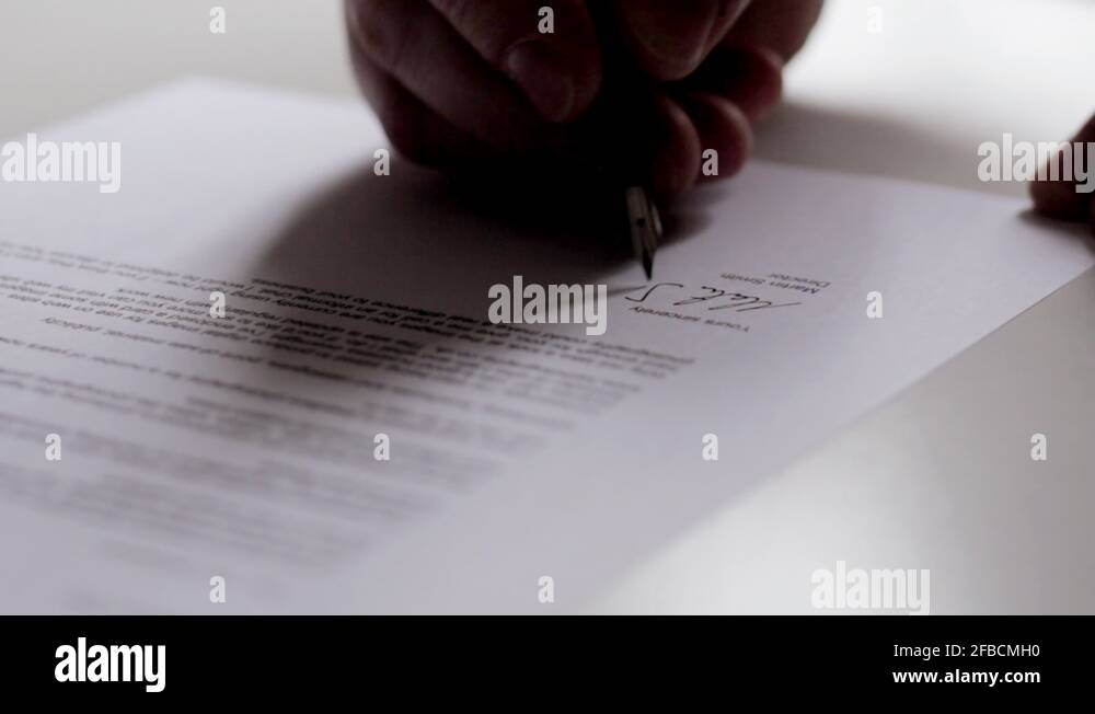 Signing a letter Stock Videos & Footage - HD and 4K Video Clips - Alamy