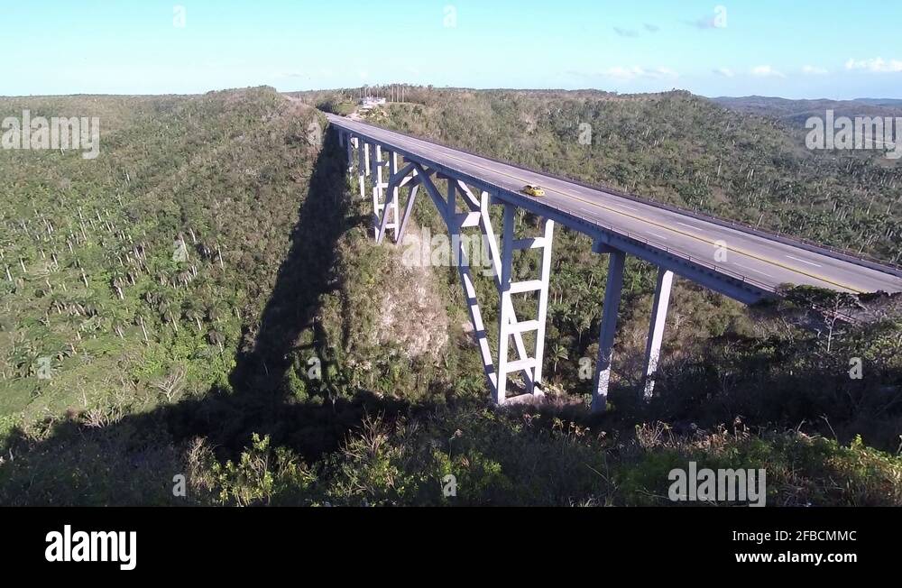 Bacunayagua bridge Stock Videos & Footage - HD and 4K Video Clips - Alamy