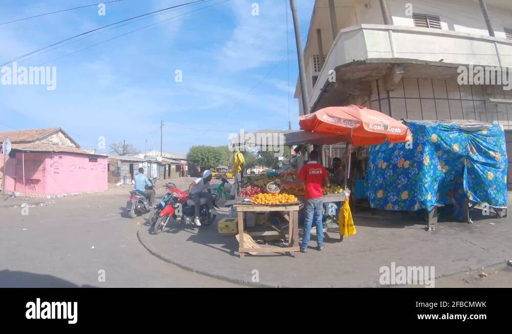 Senegal car Stock Videos & Footage - HD and 4K Video Clips - Alamy