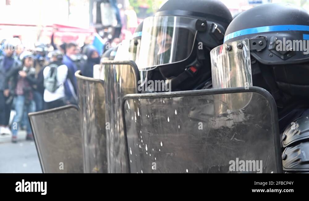 France police riot Stock Videos & Footage - HD and 4K Video Clips - Alamy
