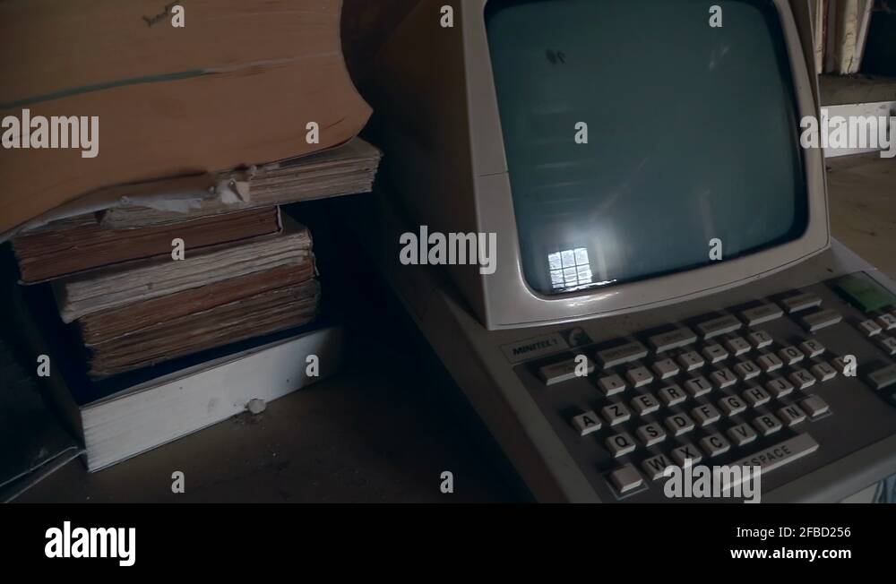 Computer room 1990 Stock Videos & Footage - HD and 4K Video Clips - Alamy