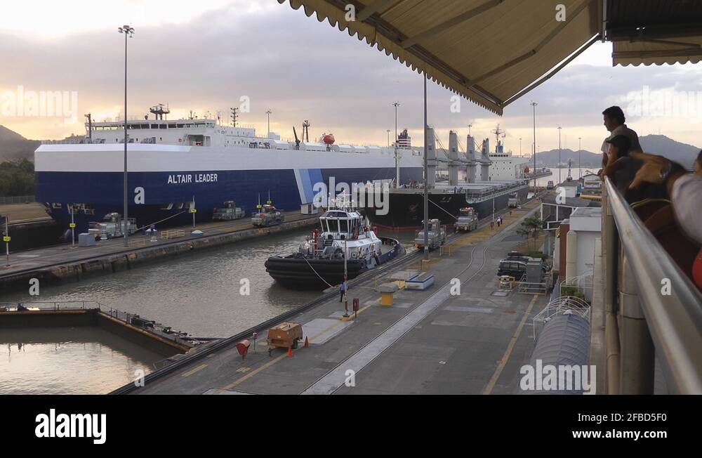 Car transporter ships Stock Videos & Footage - HD and 4K Video Clips ...