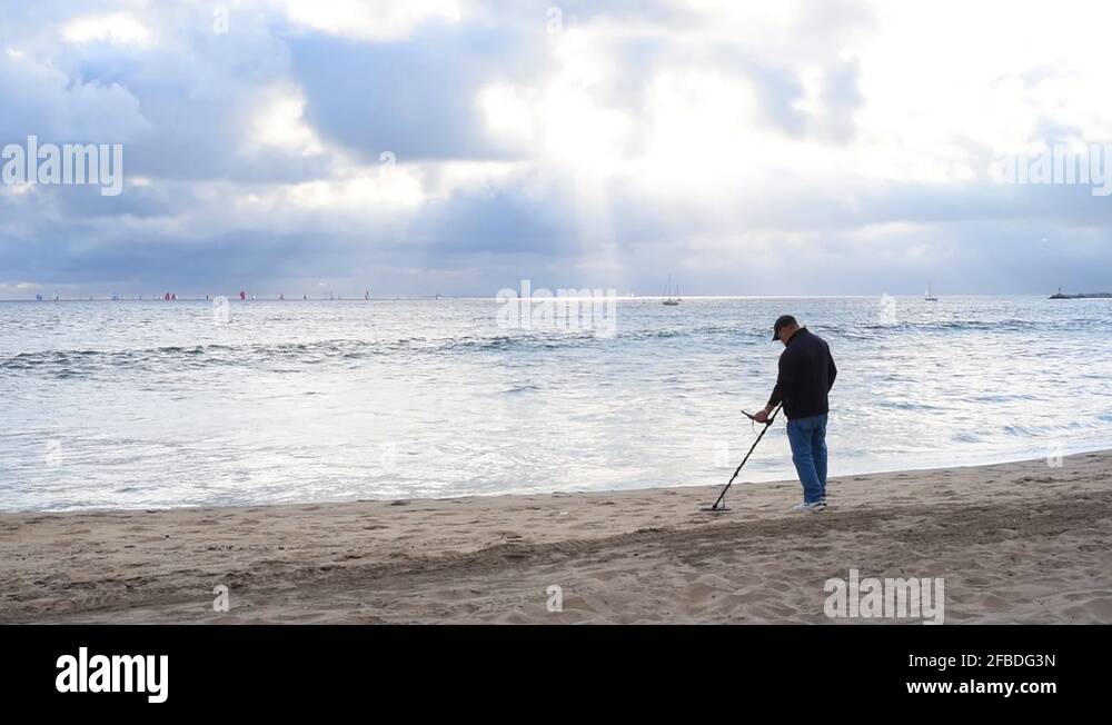 Metal detecting beach Stock Videos & Footage - HD and 4K Video Clips ...