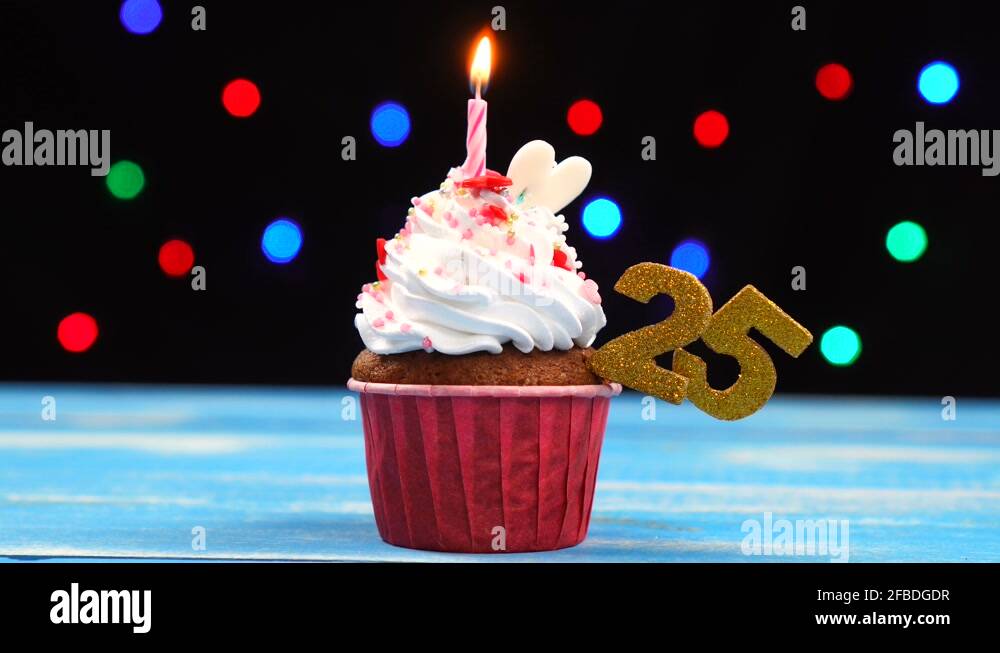 Number 25 candle Stock Videos & Footage - HD and 4K Video Clips - Alamy