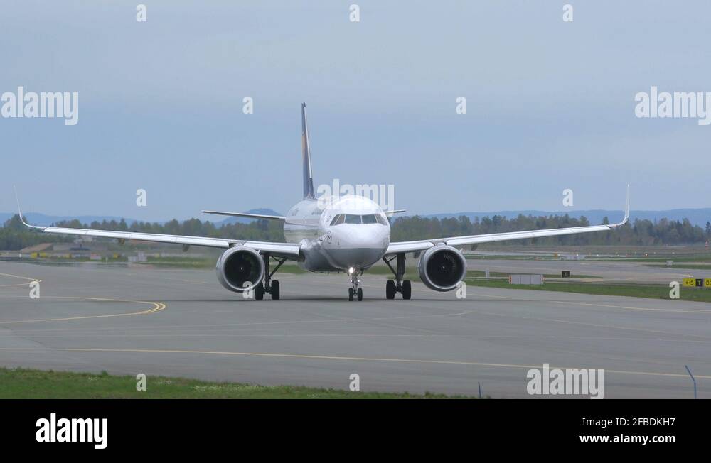 Neo 320 airbus Stock Videos & Footage - HD and 4K Video Clips - Alamy