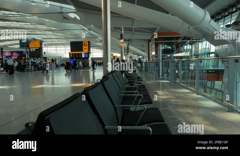 Departures terminal Stock Videos & Footage - HD and 4K Video Clips - Alamy