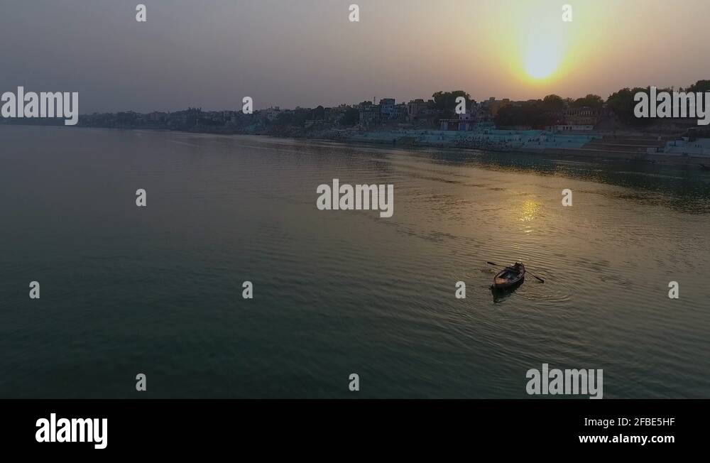 Sailing alone Stock Videos & Footage - HD and 4K Video Clips - Alamy