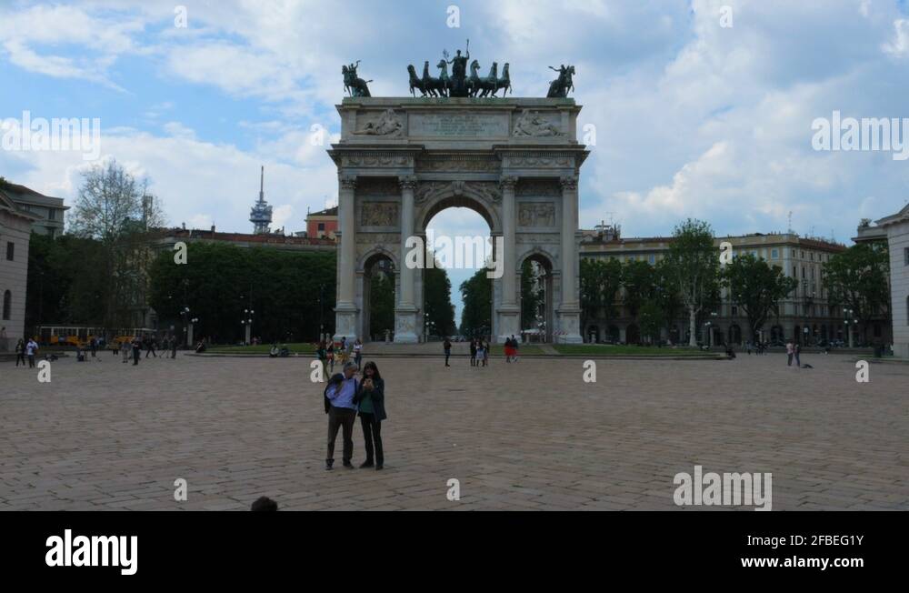 Arch of freedom monument Stock Videos & Footage - HD and 4K Video Clips ...